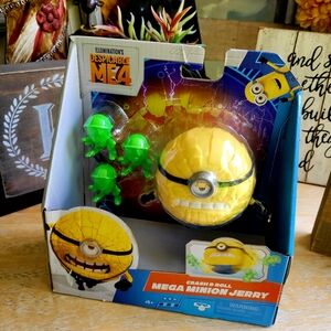 Universal | Toys | Despicable Me 4 Mega Minion Jerry Action Figure ...